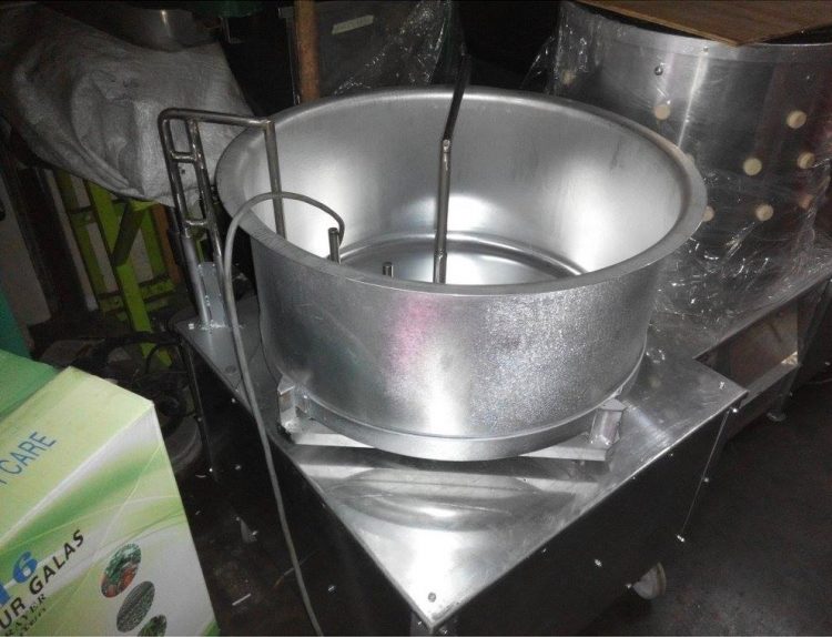 5 Mesin Uli Tepung Roti Canai Terbaik Malaysia 2023 - Dapurware